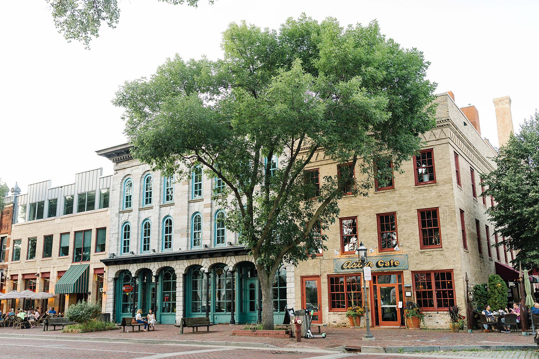 St. Anthony Main, Minneapolis | Summer Engagement ...