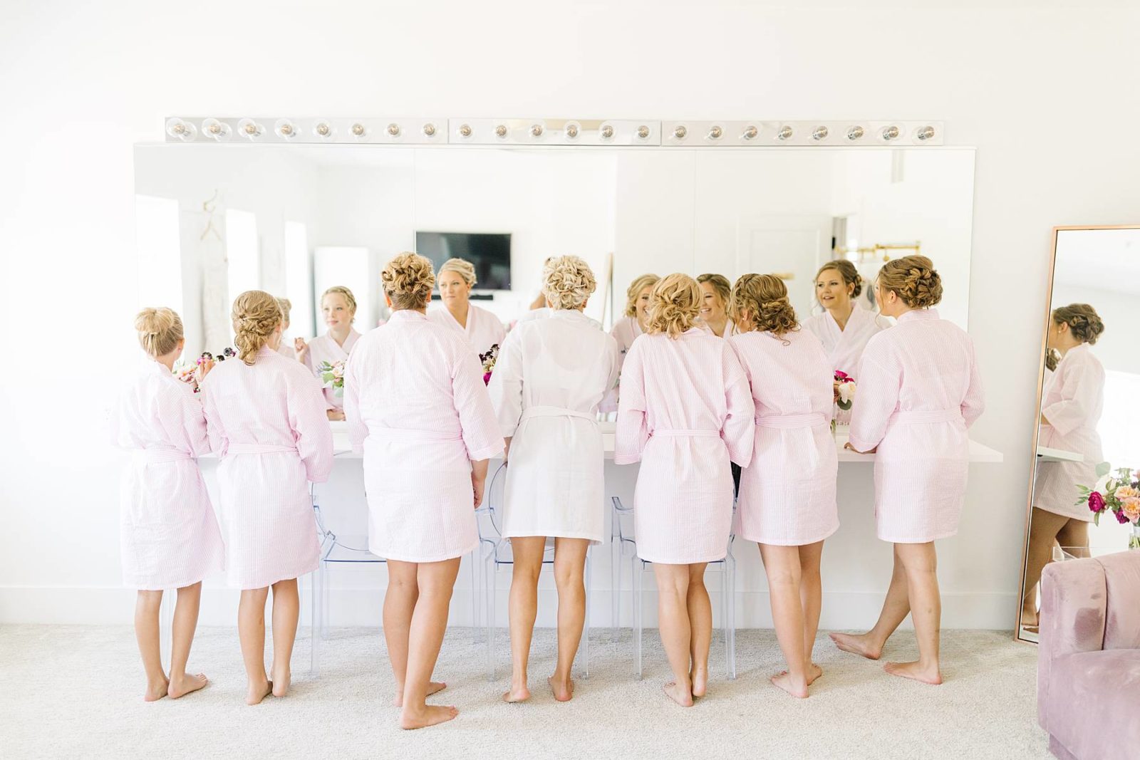 Bridal Suite and Wedding Day Prep | Photography - shanelongphotography.com