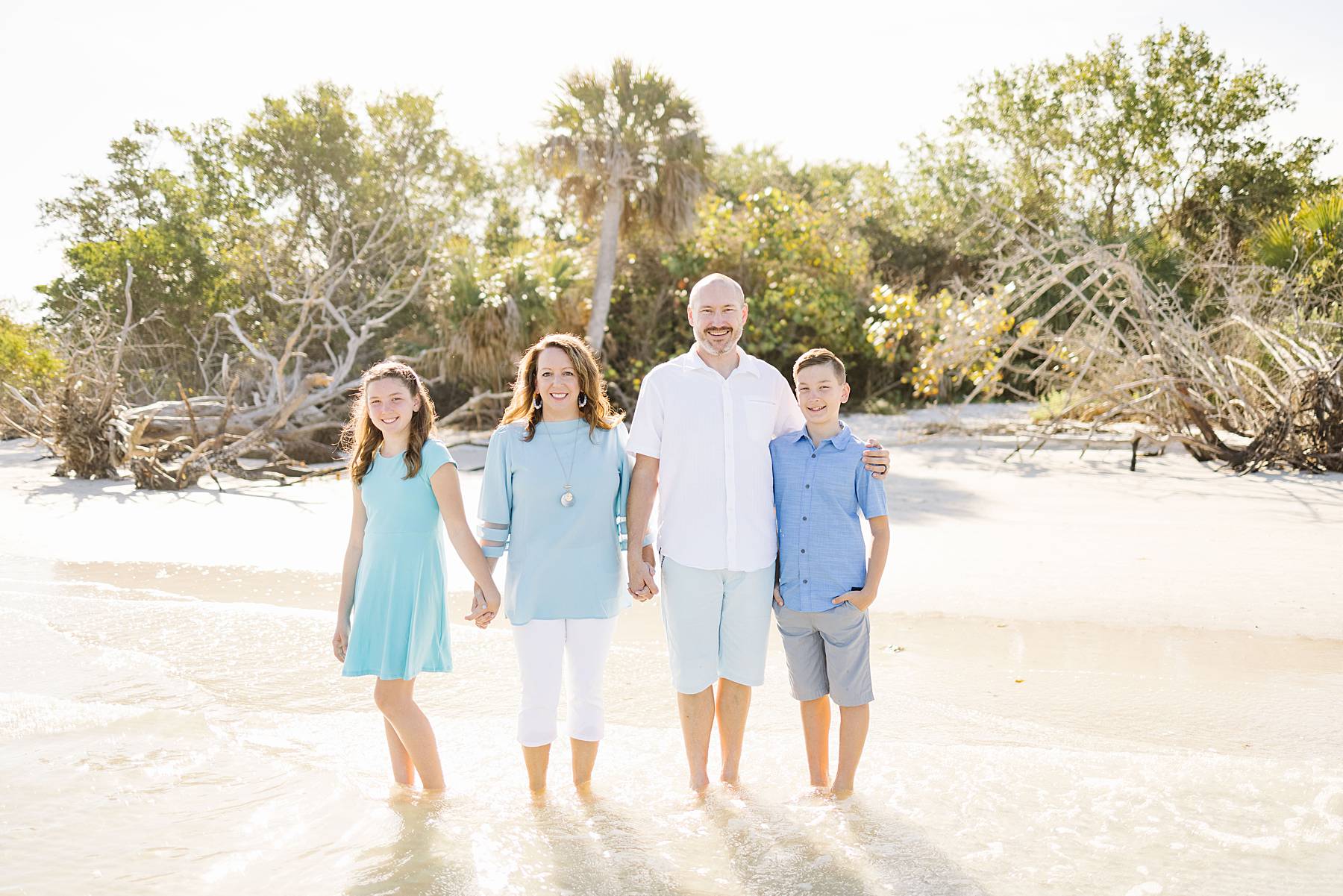 Fort Myers, Florida | Family Portrait Session - shanelongphotography.com
