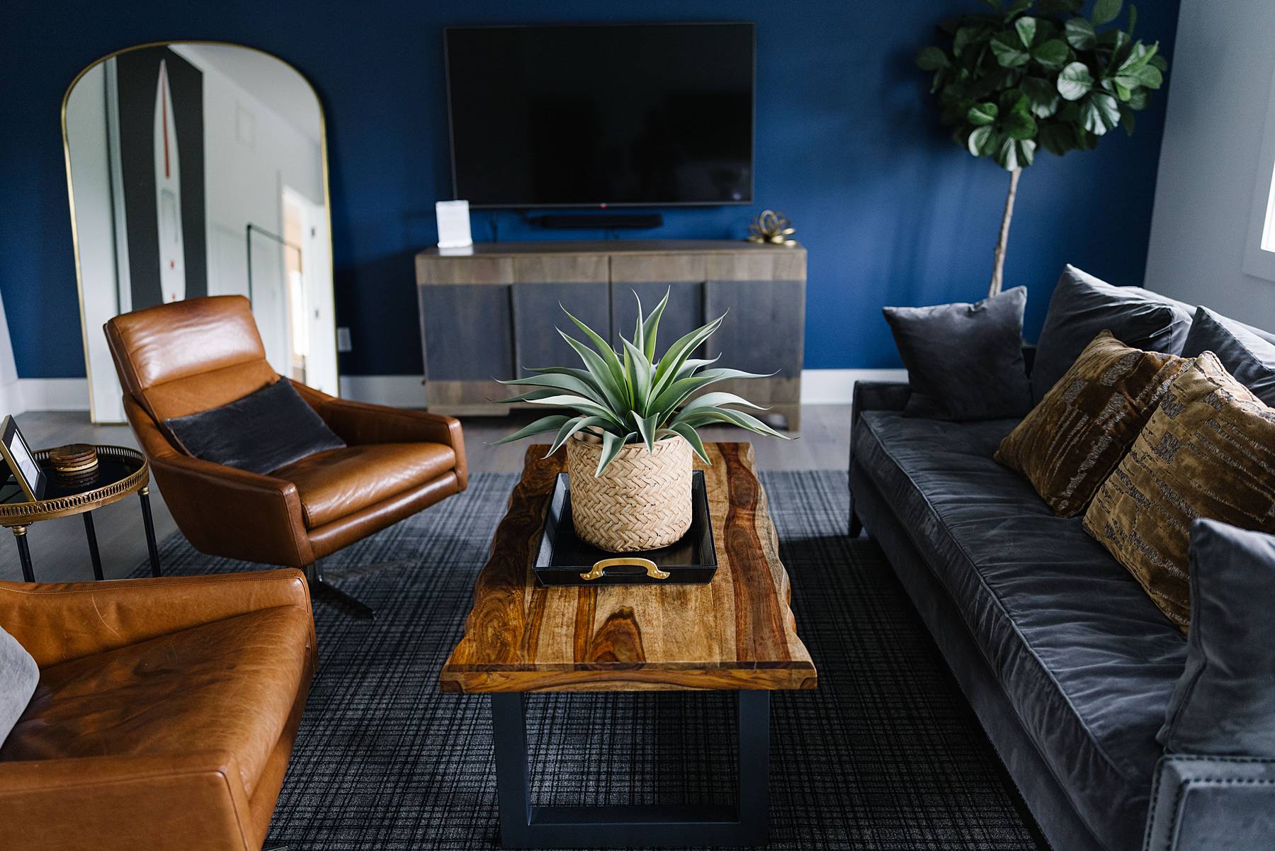 The Hutton House, Minneapolis | Wedding - shanelongphotography.com