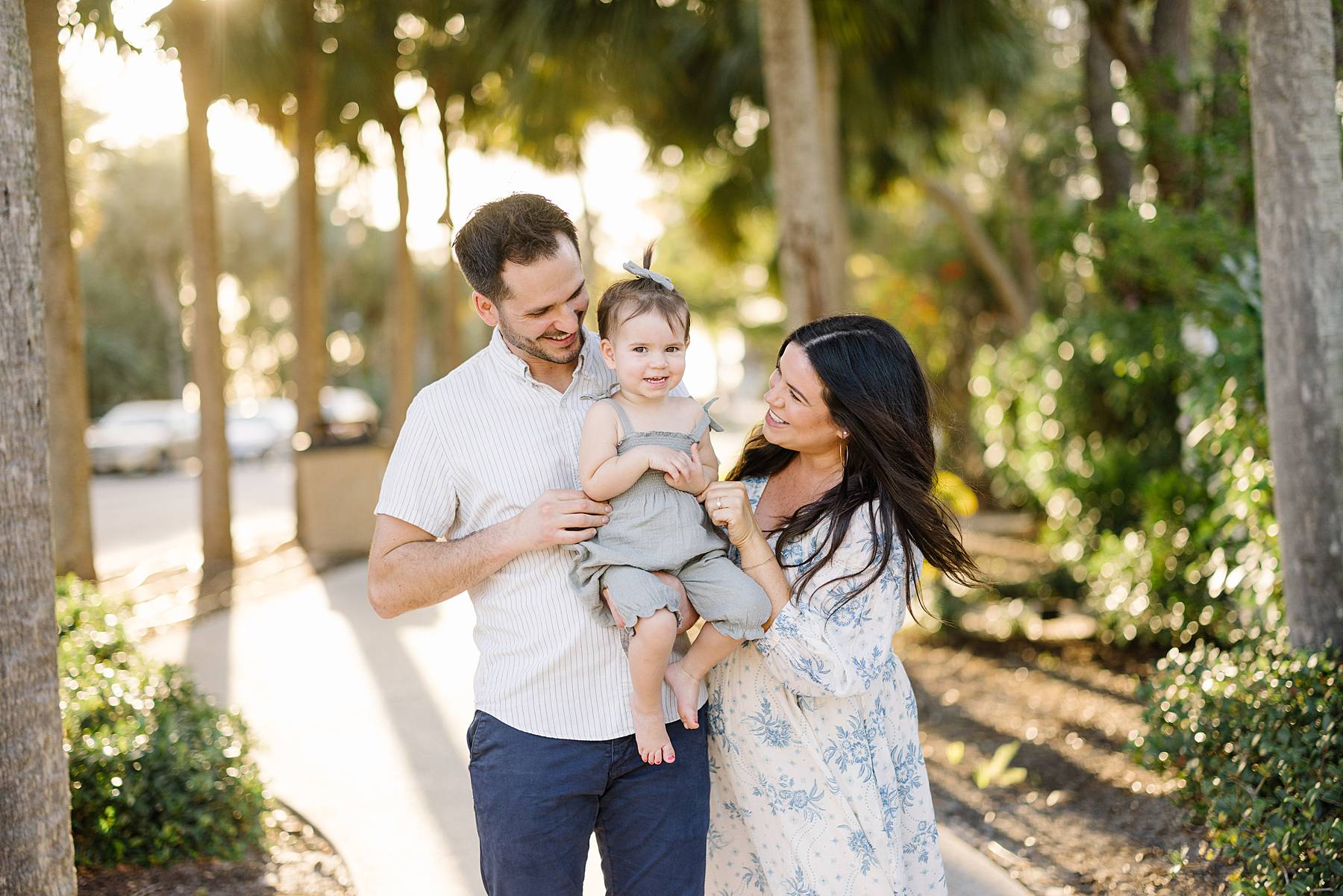 Naples, Florida | Sunset Family Portrait Session - shanelongphotography.com